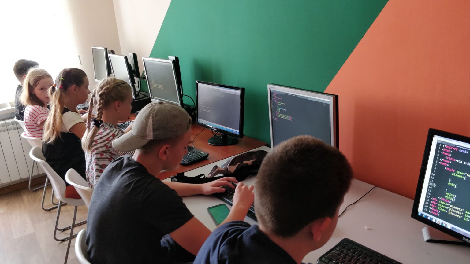 Курси програмування JavaScript для дітей онлайн - Академмістечко